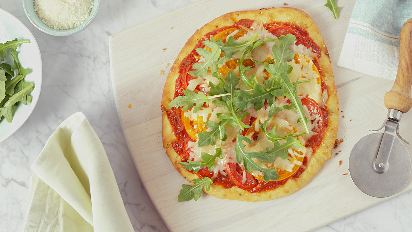 Tomato & Arugula Naan Pizza Recipe | Barilla