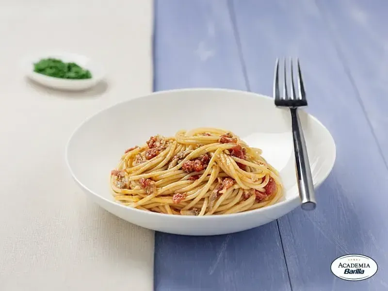 Spaghetti with Fresh Anchovies Recipe | Barilla