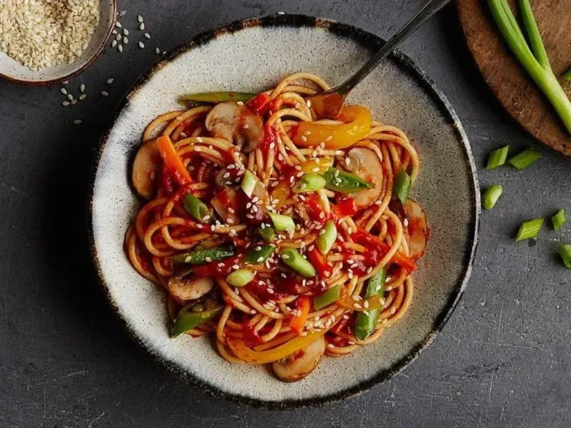 Spicy Sriracha Pasta Bowl with Spaghetti and Marinara Sauce | Barilla