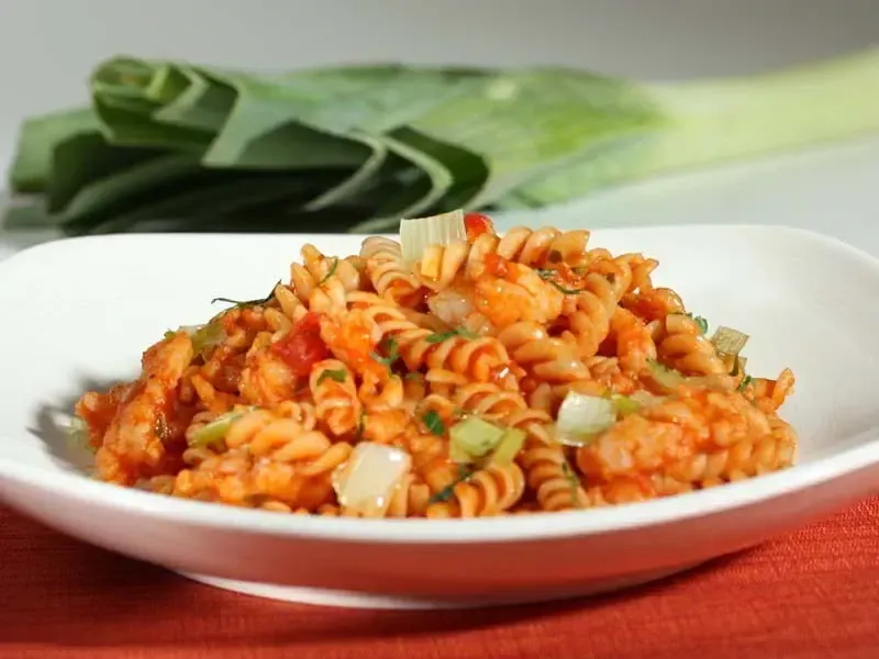 Spicy Shrimp Rotini Ragout Recipe | Barilla