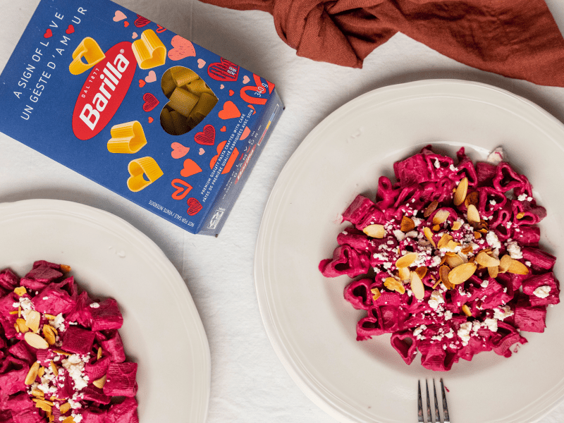 Pâtes d’amour Barilla en forme de cœur avec sauce rose crémeuse aux ...