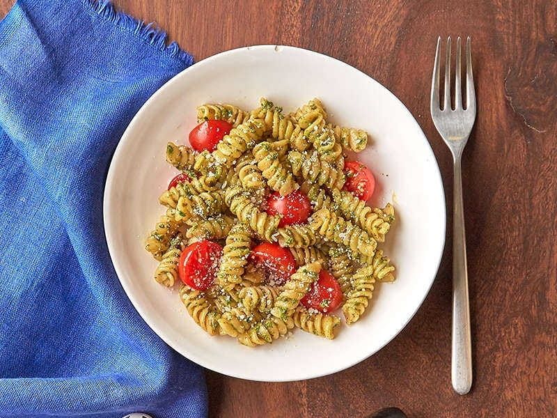 Protein+® Rotini with Green Pesto & Plum Tomatoes | Barilla
