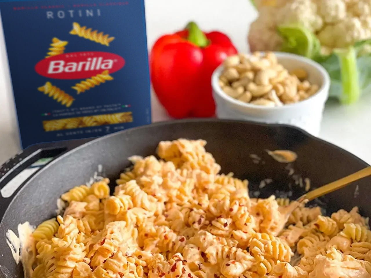 Roasted Red Pepper Alfredo Rotini Pasta | Barilla Canada | Barilla