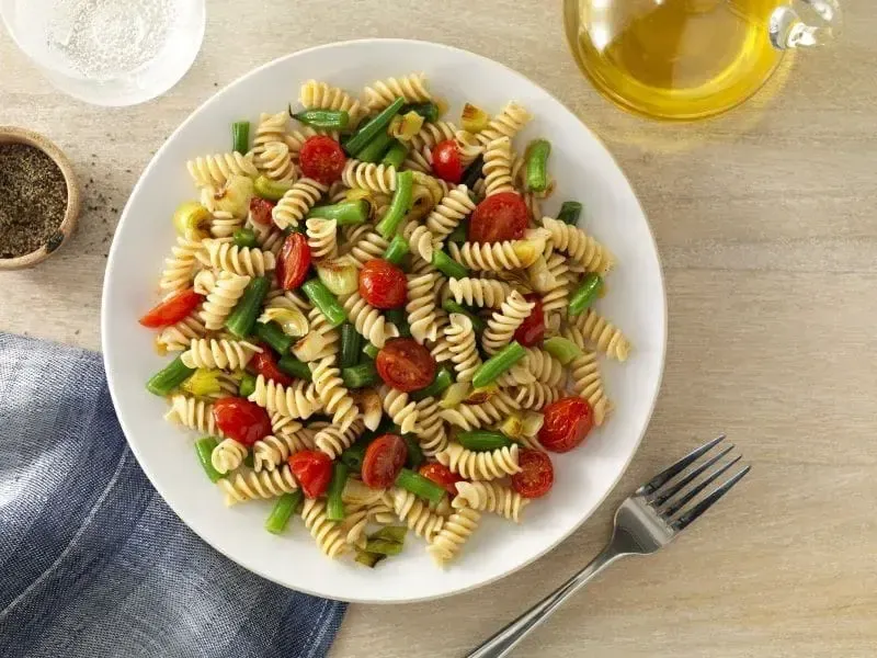 Rotini with Grape Tomatoes, Leeks & Green Beans Recipe | Barilla