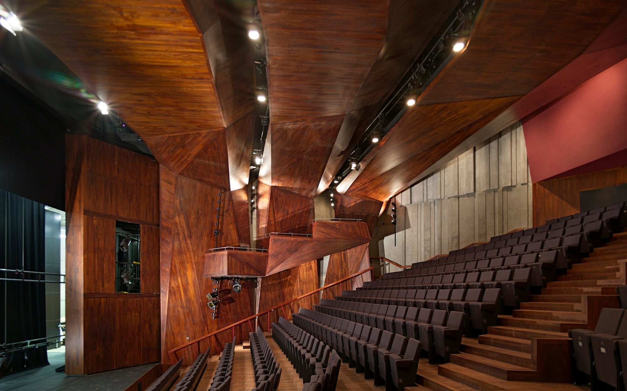 New Build | Services | THEATREPLAN