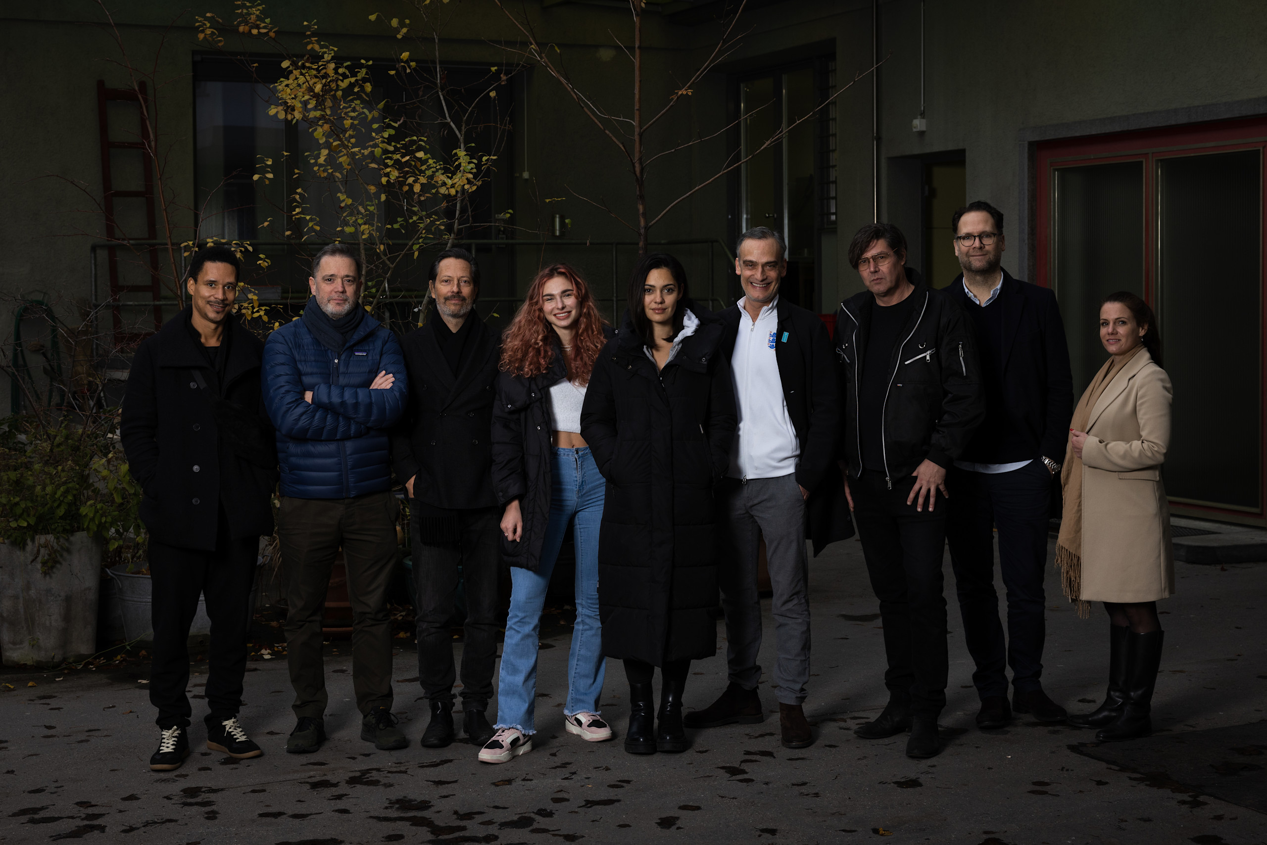 EARLY BIRDS (WT) - Drehstart für erste Schweizer Koproduktion - About ...