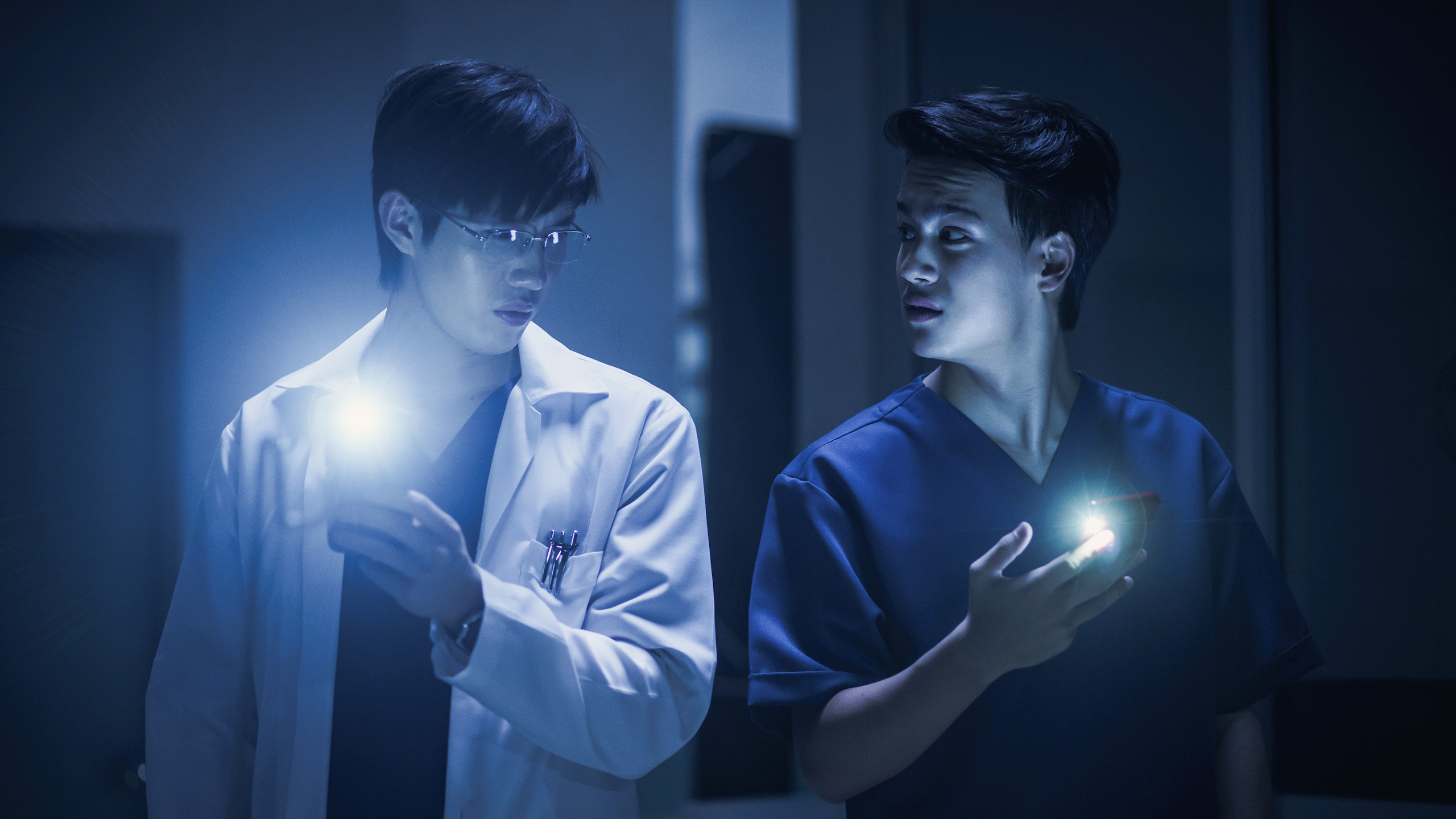 About Netflix - Netflix เตรียมเปิดตัวหนังไทย GHOST LAB ฉีกกฎทดลองผี