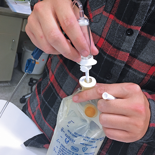 Subcutaneous Fluid Administration at Home | Clinician's Brief