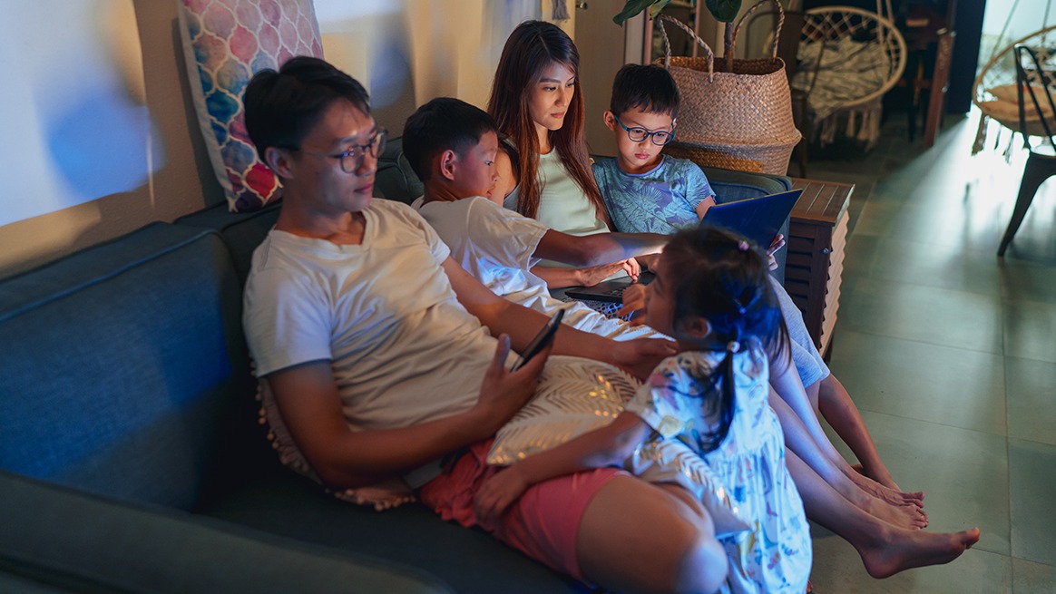 Too Much Screen Time? Here’s How to Put Your Phone Down - GoodRx