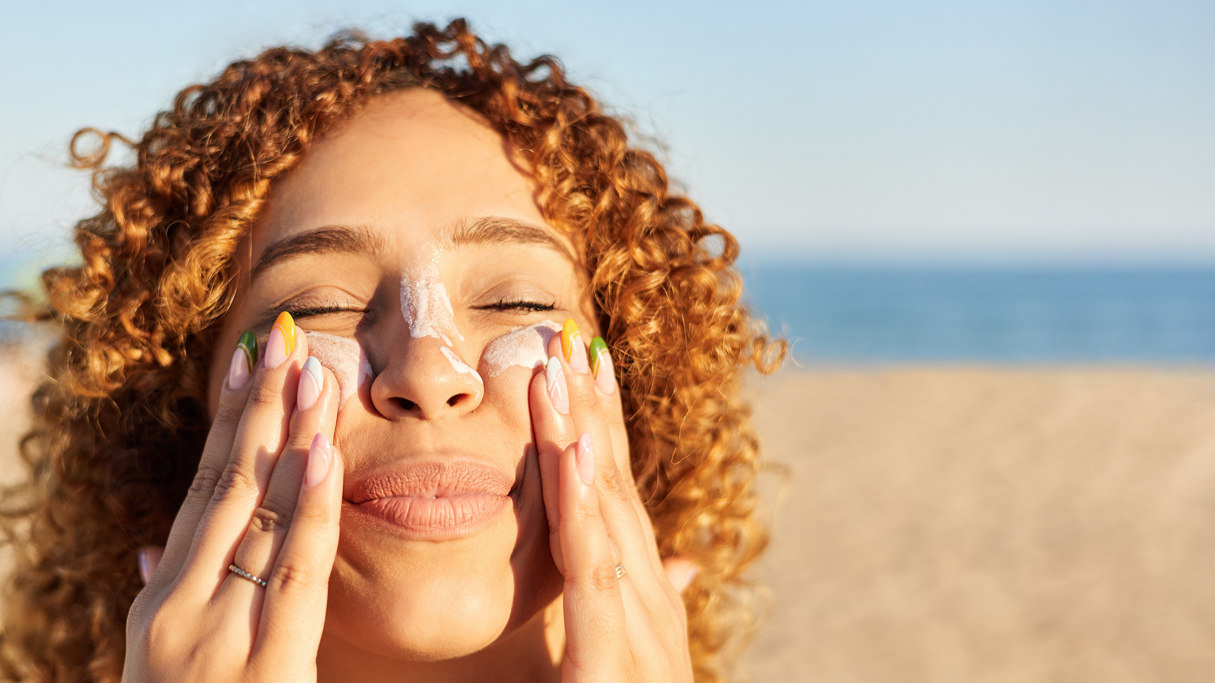 What Is Dry Touch Sunscreen and Who Should Use It? - GoodRx