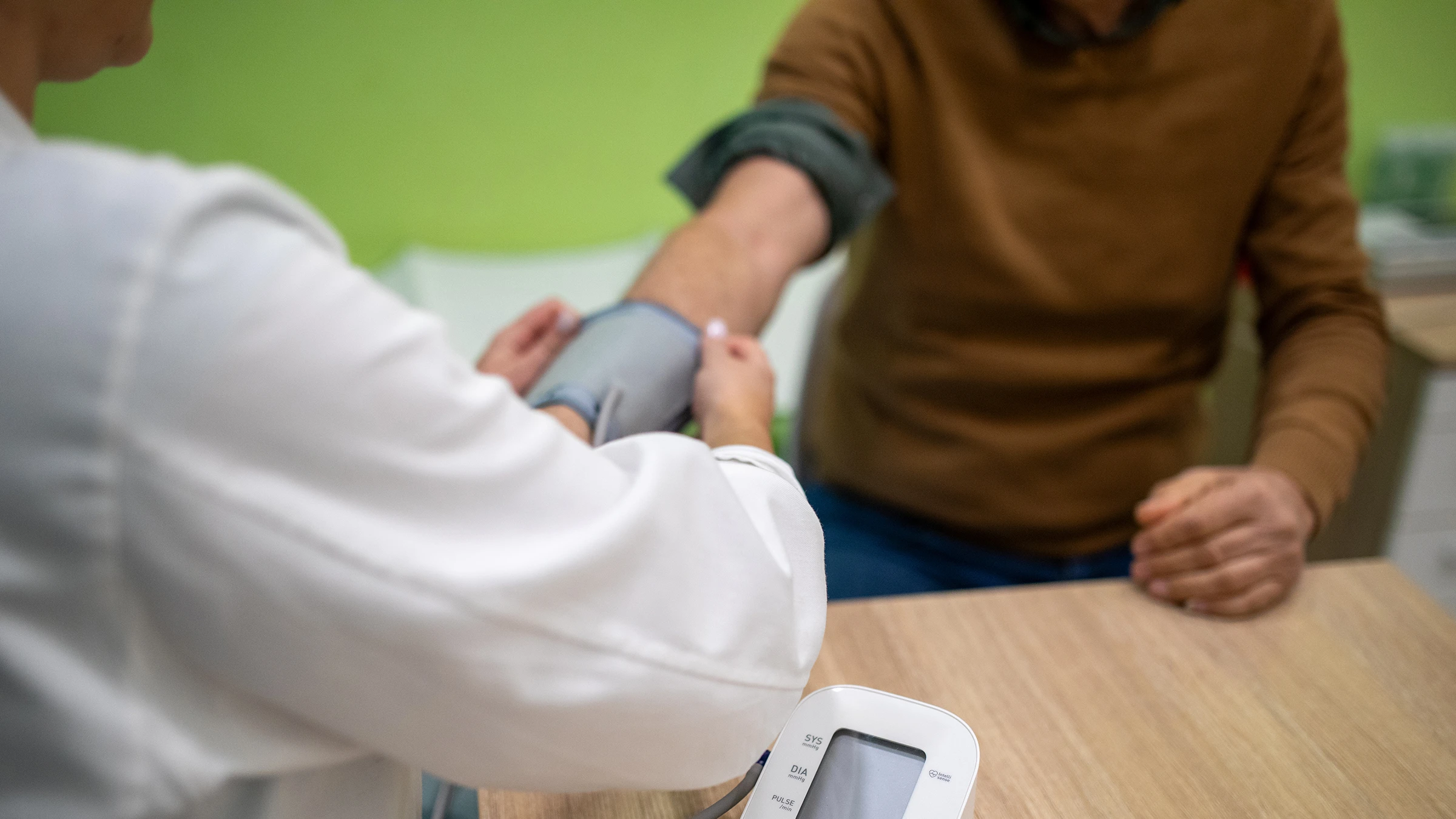 When to Go to the ER for Low Blood Pressure: What for These Signs - GoodRx