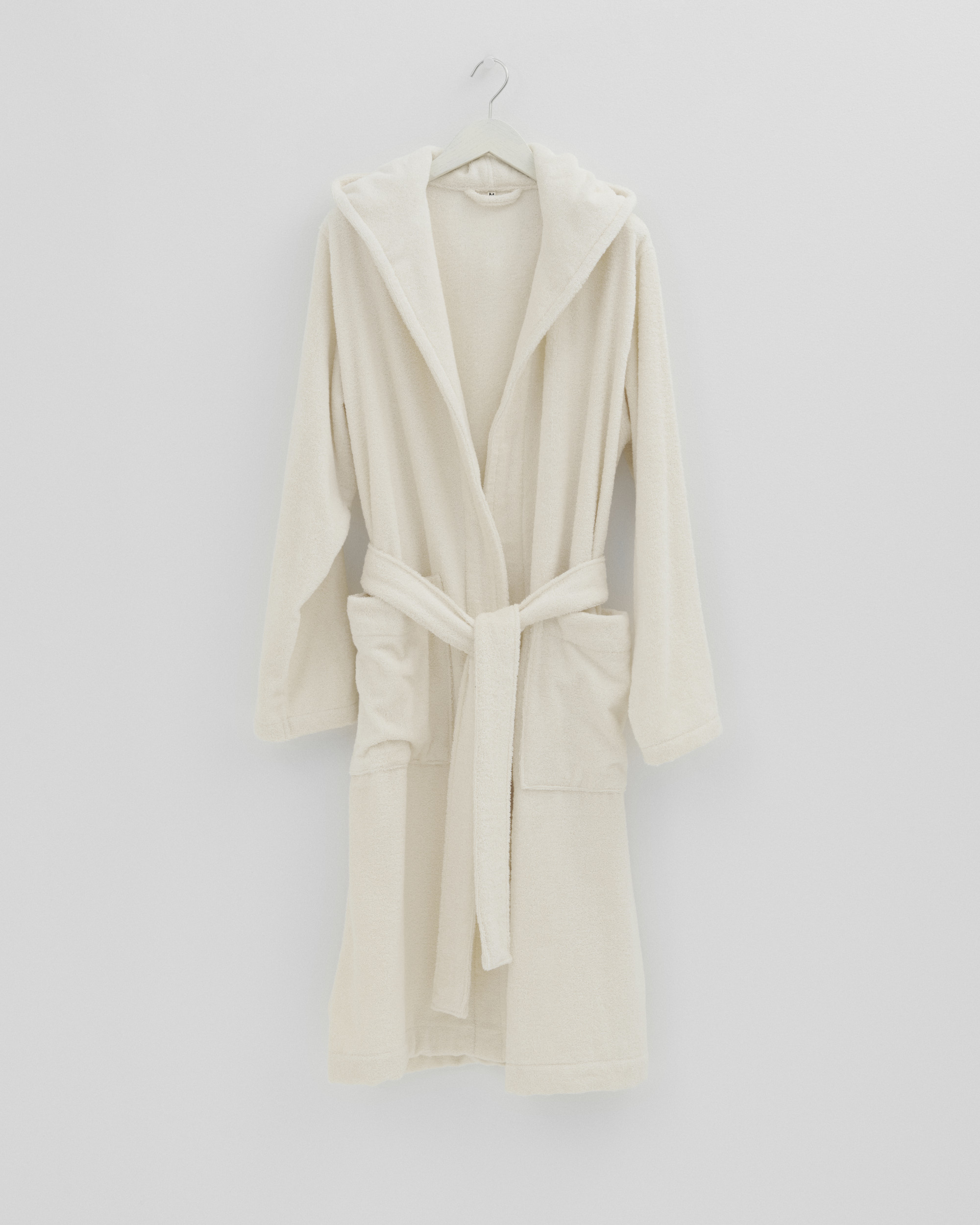 Hooded bathrobe – solid – Ivory | Tekla Fabrics