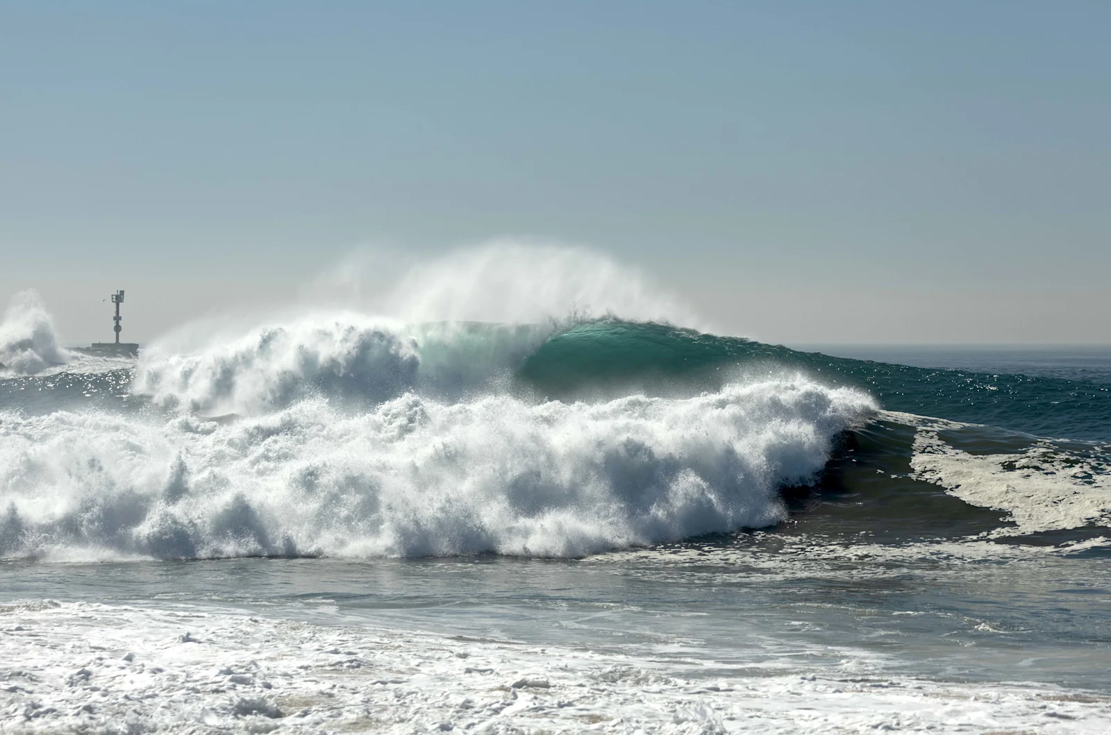The Wedge: A Tale of Two South Swell Sets