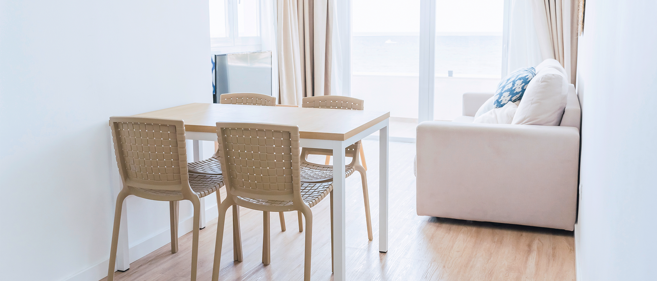 How to make small rooms look bigger • Migros