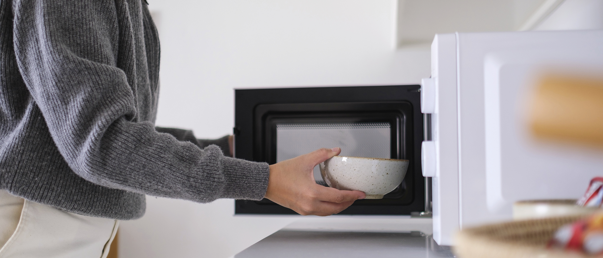 More than just for heating food: seven microwave tricks • Migros