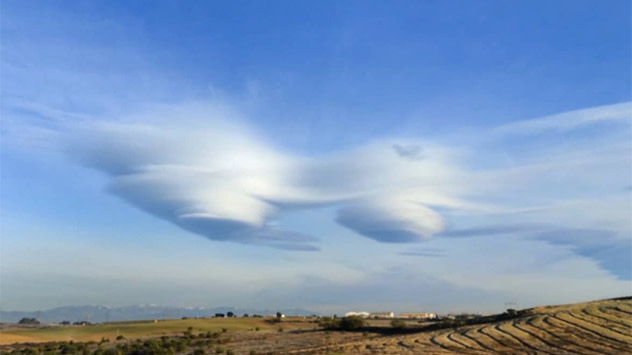 Rare and spectacular clouds - A saucer in the sky – Weather News