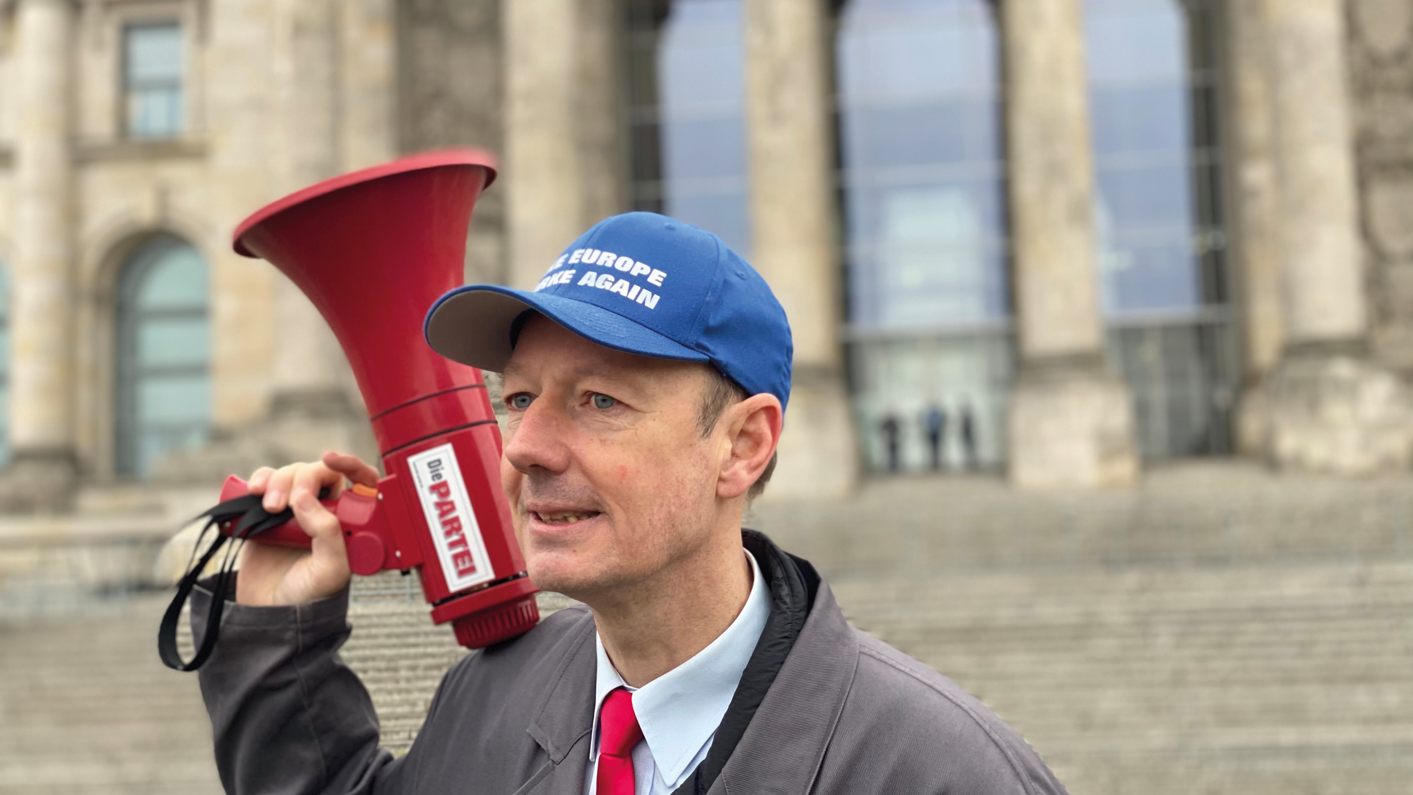 Martin Sonneborn "Herr Sonneborn bleibt in Brüssel" | Yorck Kinos Berlin