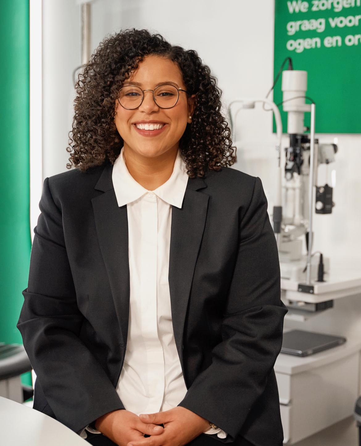 Strontje - Symptomen, oorzaken en behandelingen | Specsavers Nederland