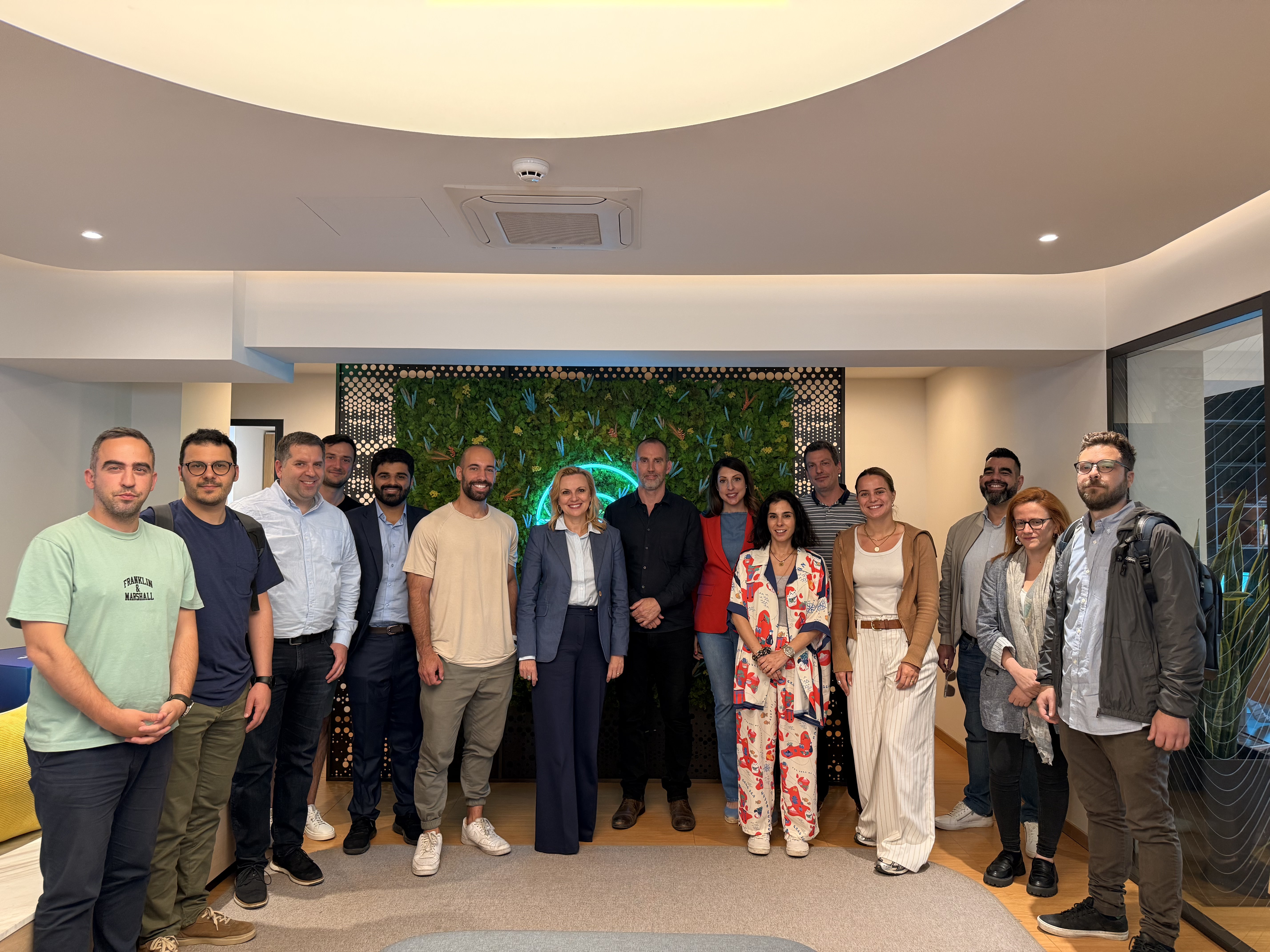 AI, Strategy & the CTO’s Role in a Changing World | CTOs Roundtable ...