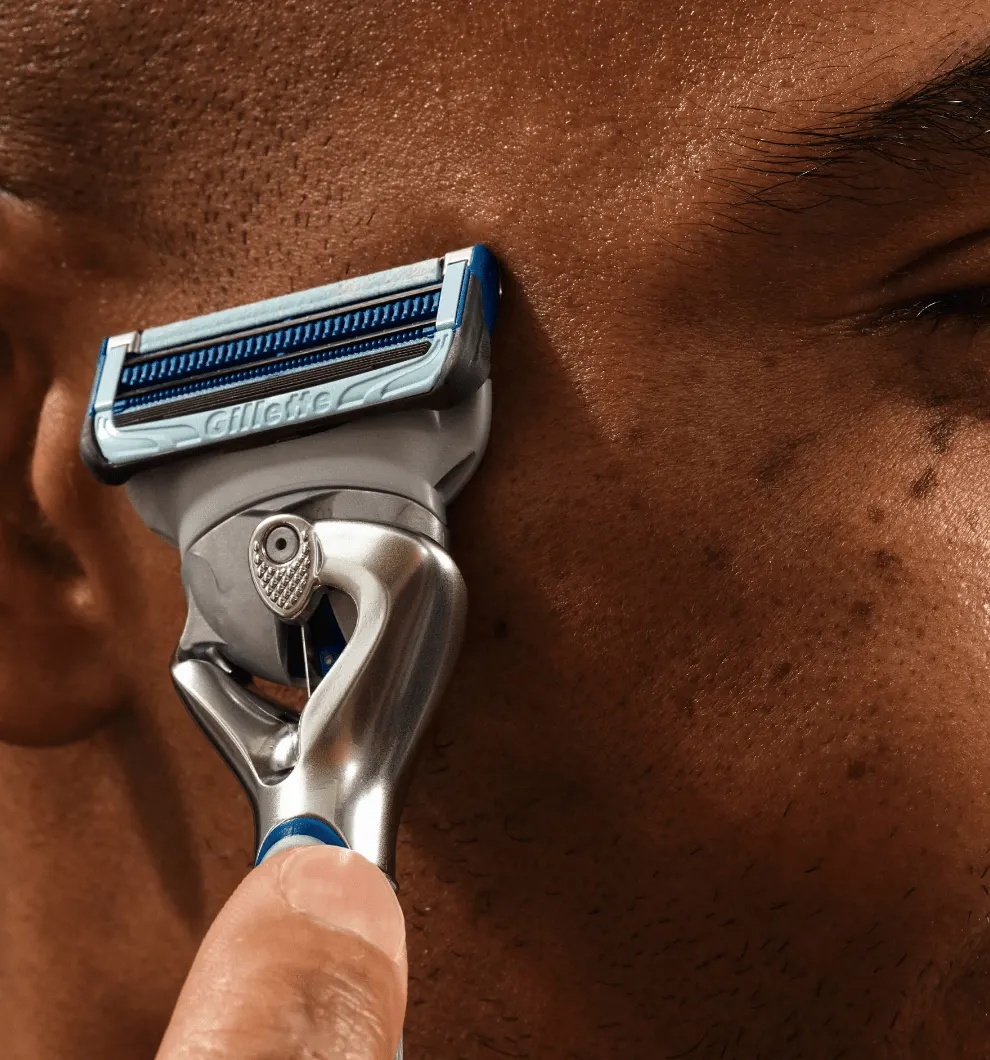Rasoir SkinGuard Sensitive Flexball Aloe Vera | Gillette FR