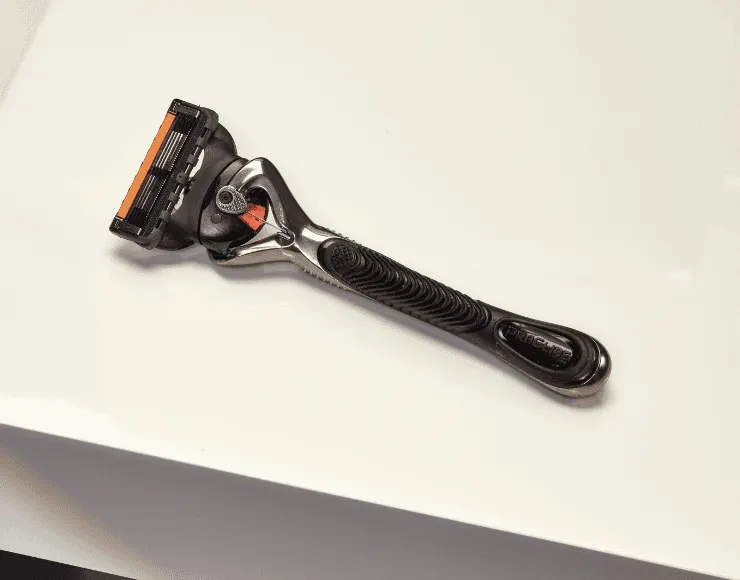 Produkttest: Blogger Erik testet SkinGuard Sensitive | Gillette DE