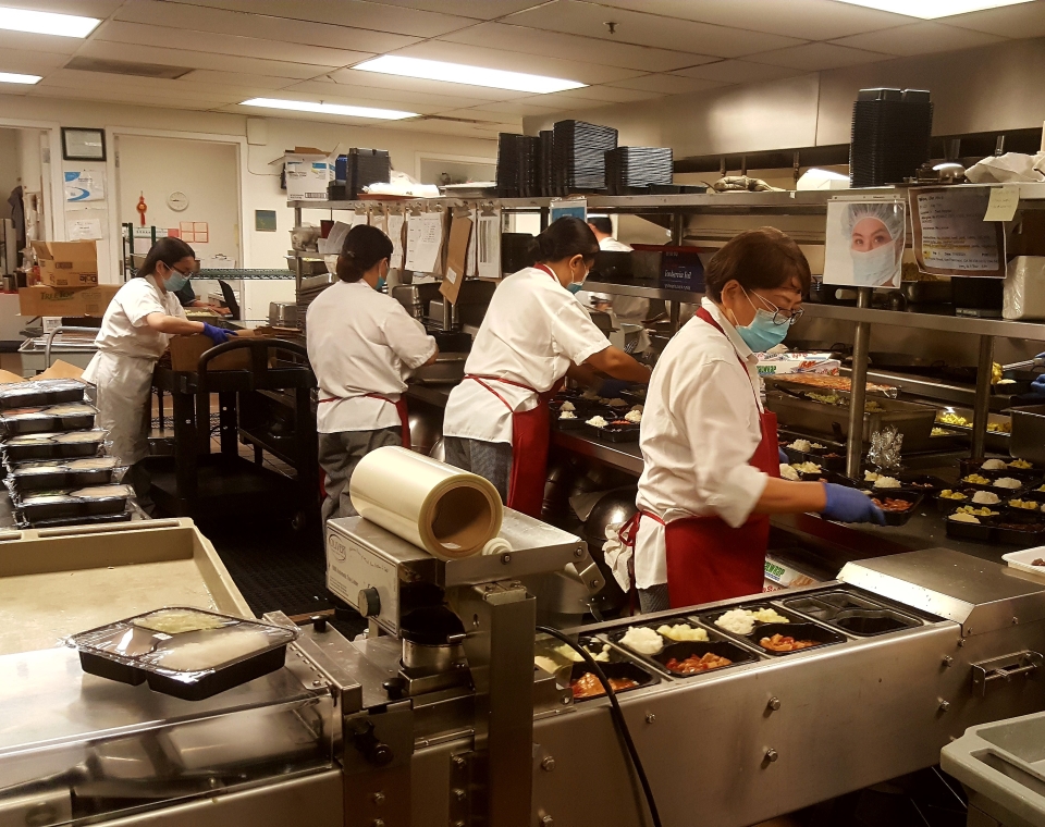Delicious Community Meals for Seniors | On Lok PACE Meal Services