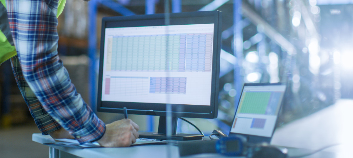 The Top 7 Warehouse KPIs to Track for Your Supply Chain