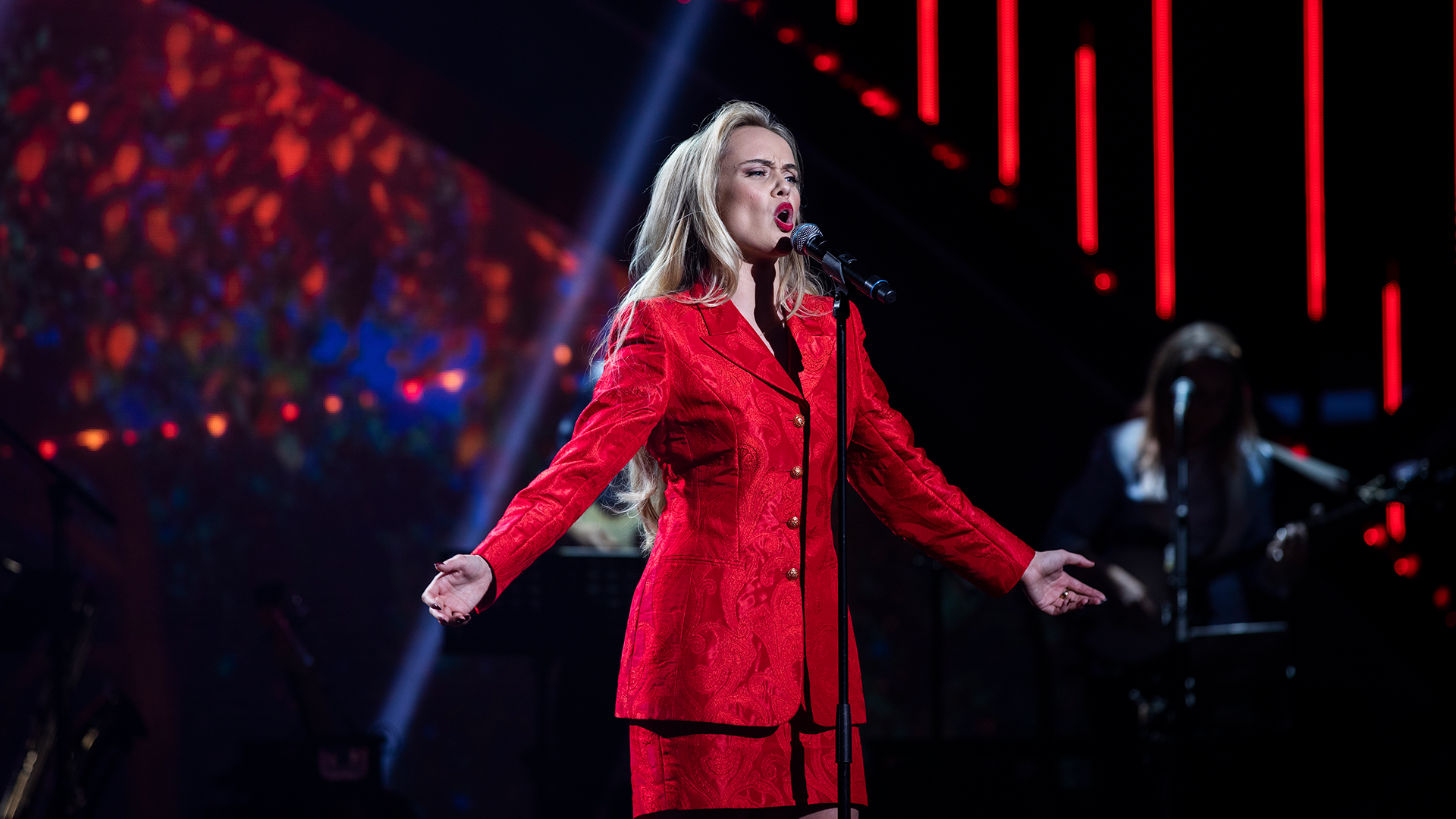 Amanda Winberg första att lämna Stjärnornas stjärna