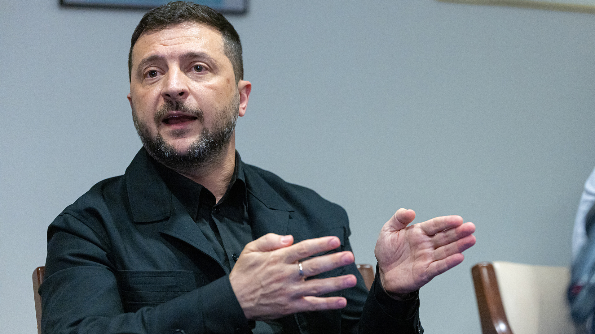 Zelenskyj varnar Kreml: Borde veta var skyddsrummen är