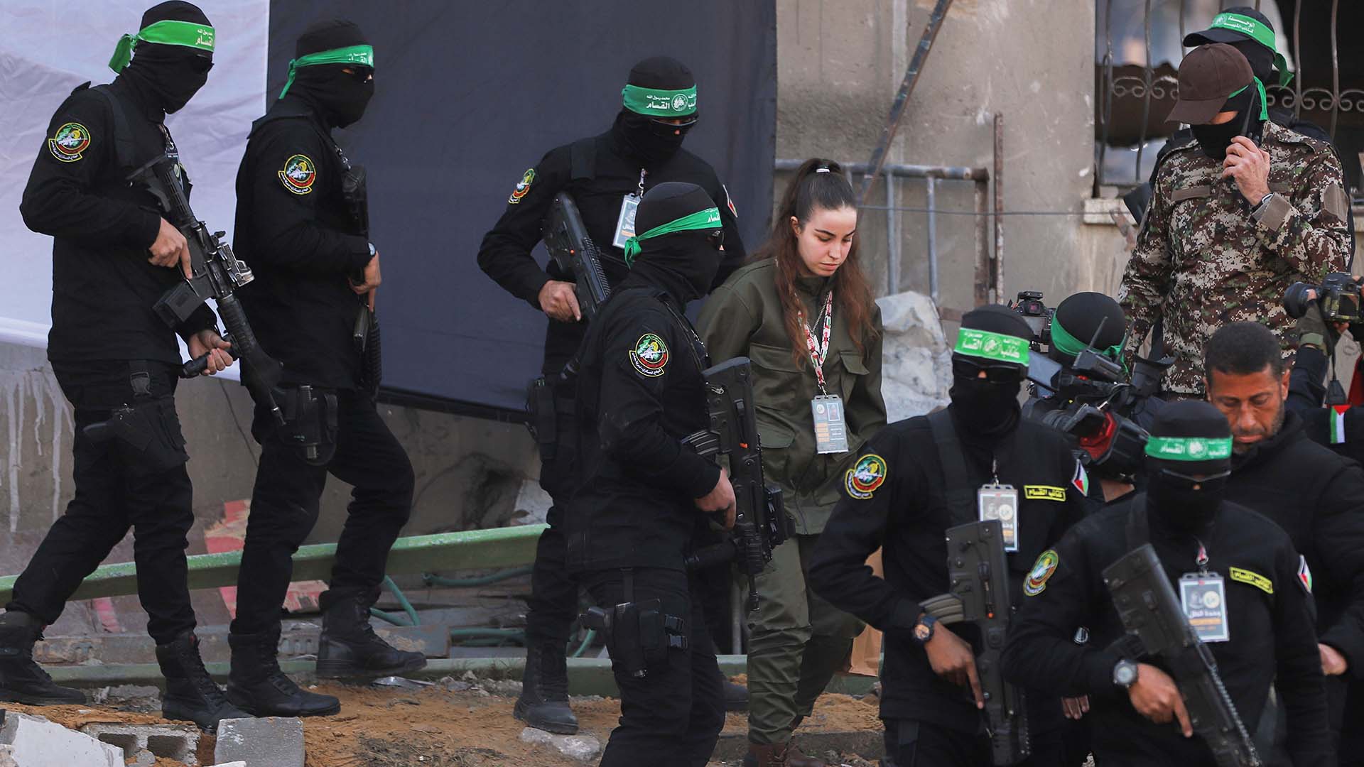 Nu släpper Hamas fler ur gisslan