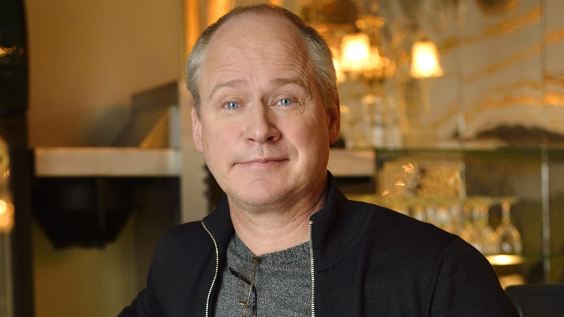 Robert Gustafsson står för sketcherna i Humorgalan