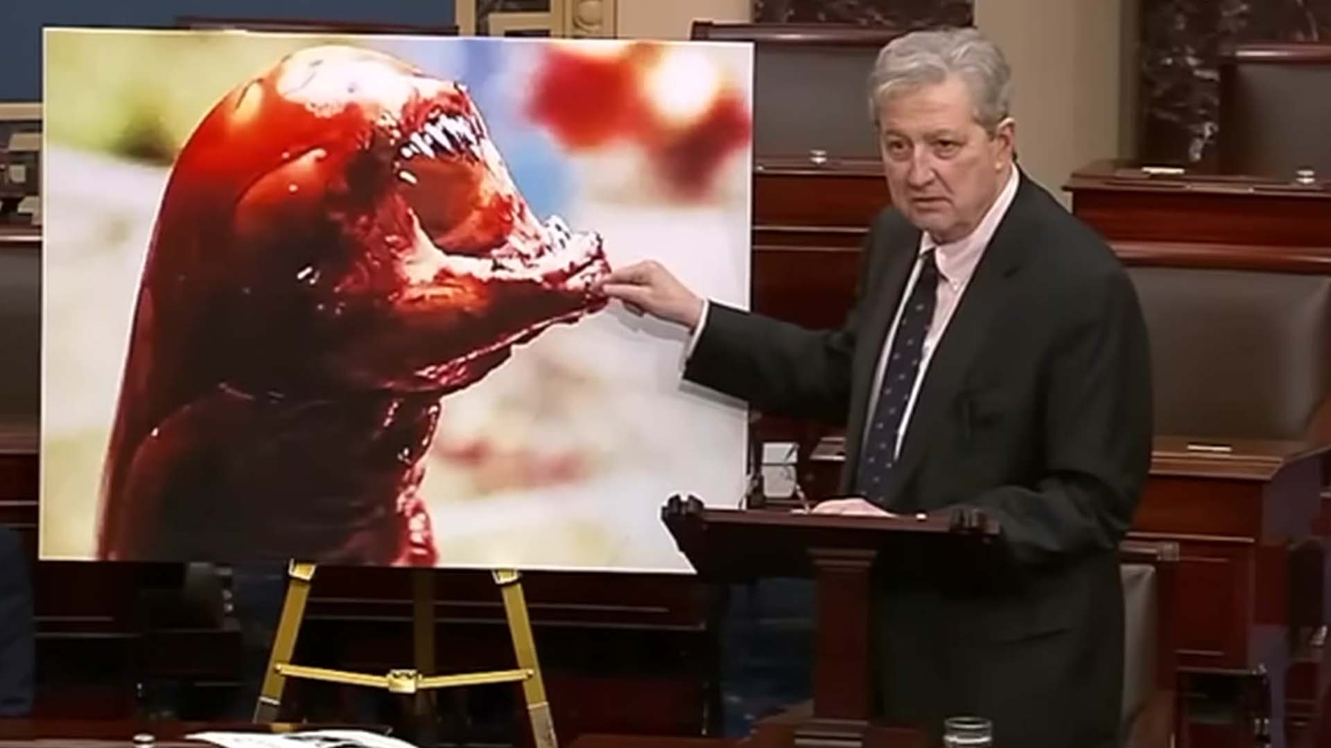 Senatorns utspel: ”Då kan du förvandlas till en utomjording”