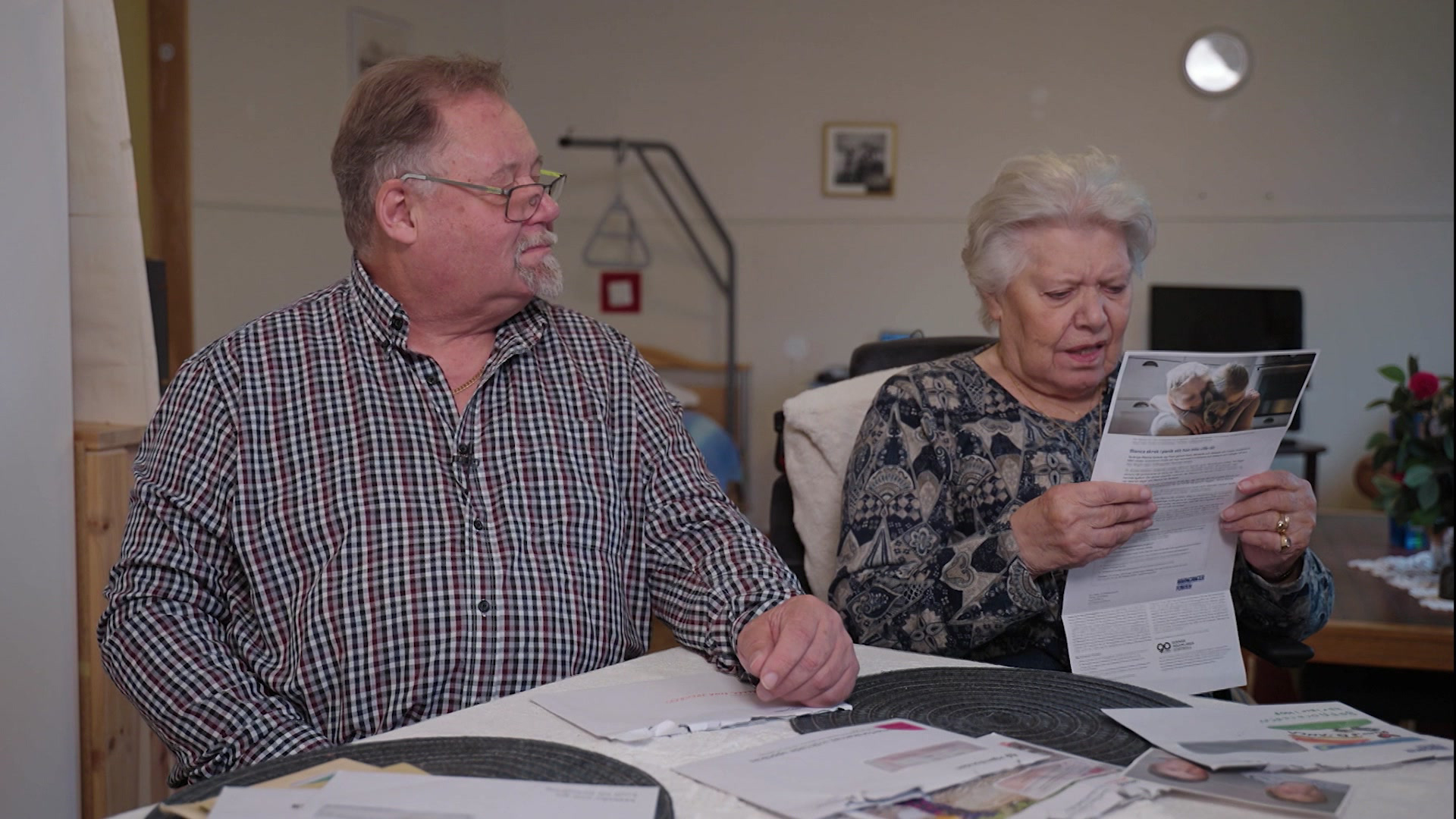 Dementa Else-Marie, 85, blir överöst – av förvirrande brev