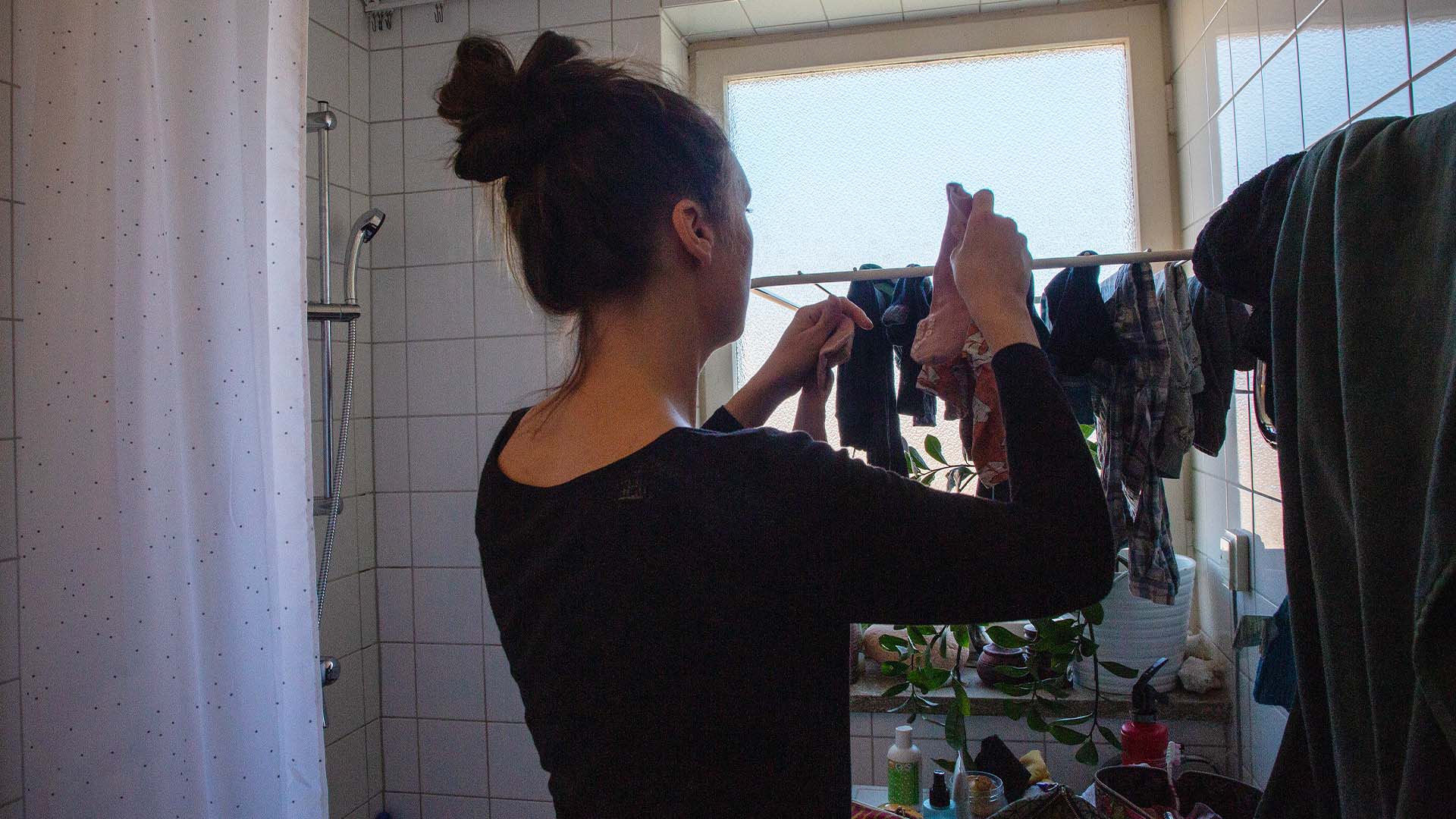 Allt fler unga vuxna bor hemma hos föräldrarna – ofrivilligt