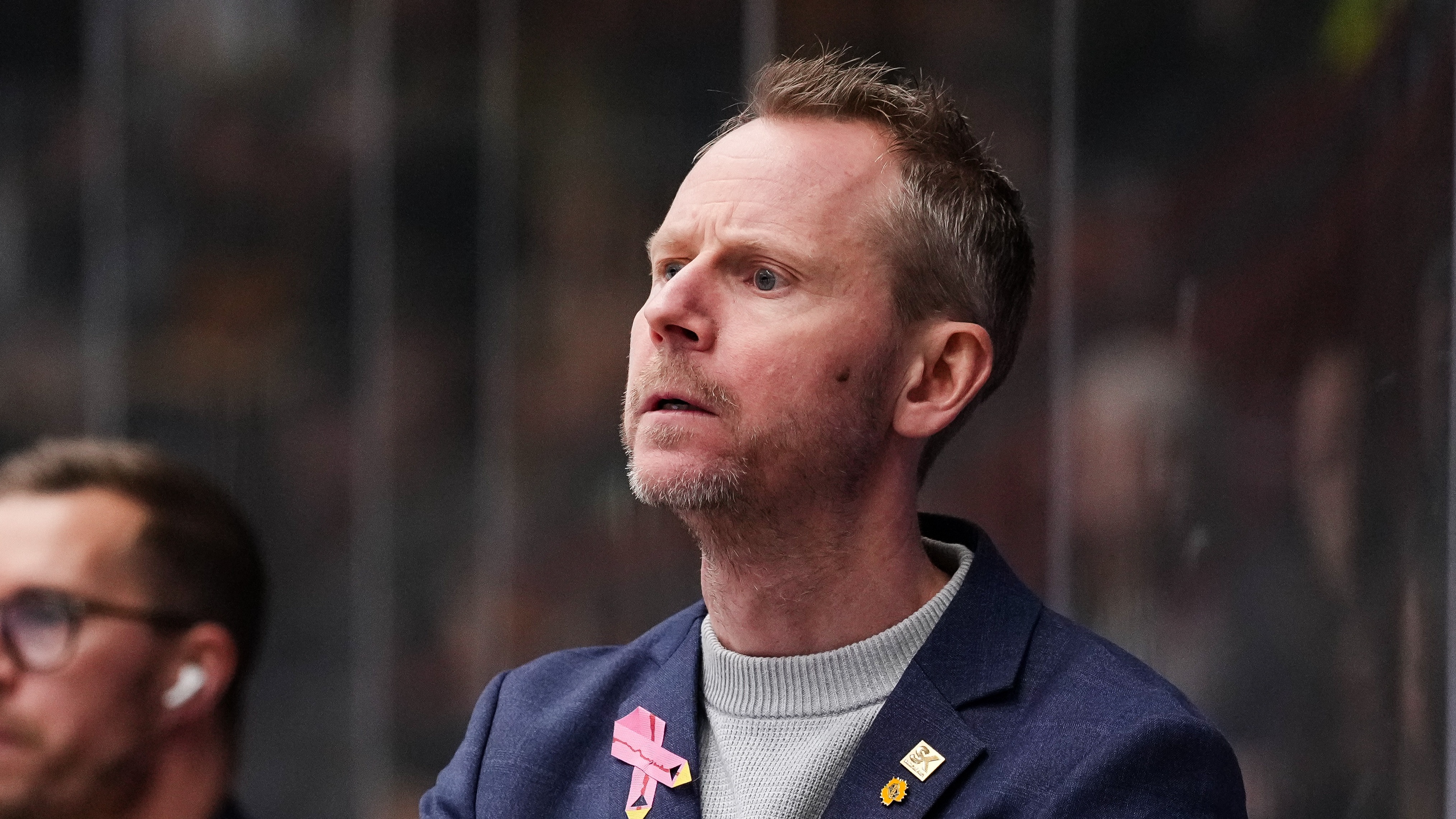 Experterna om Ohlsson: "Kanske bäst att rycka plåstret?"