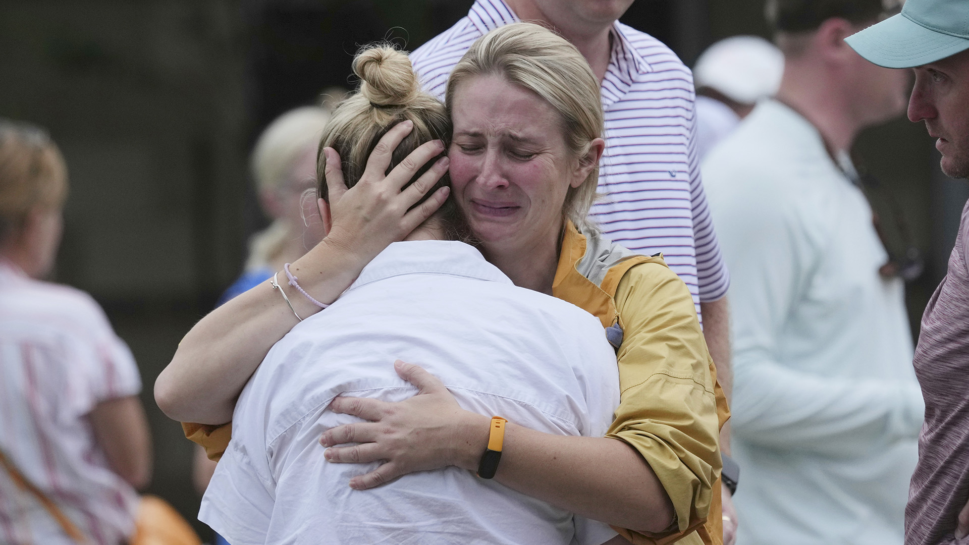 Minst 24 döda efter översvämningar i Texas