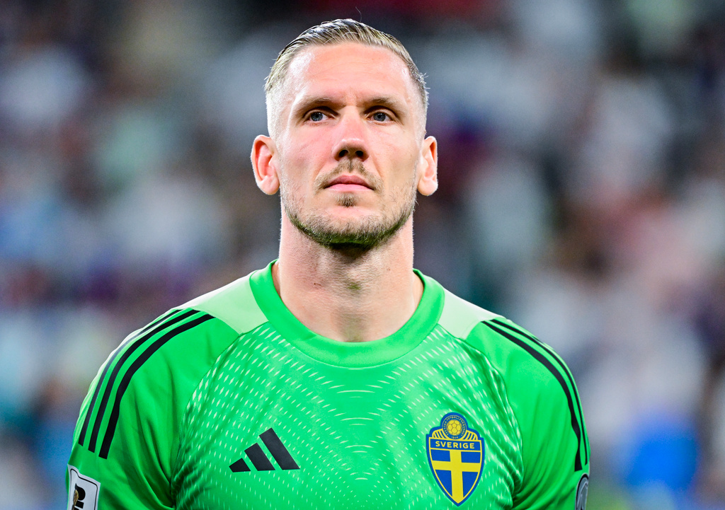 Robin Olsen lämnar landslaget – kritiserar Tomasson