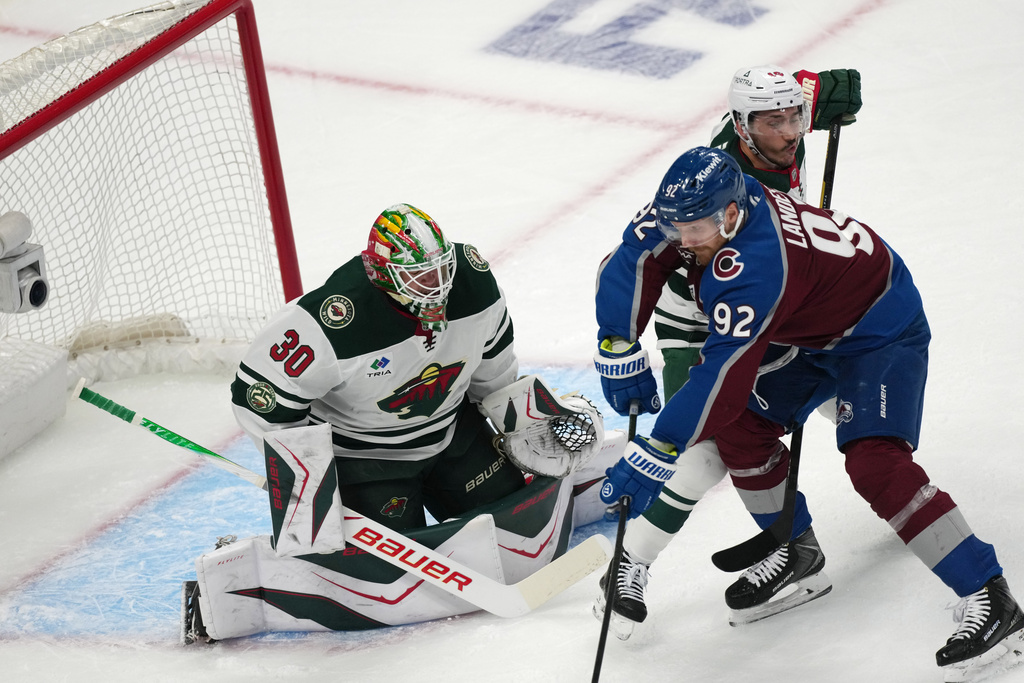 Landeskog målskytt i Colorado-seger