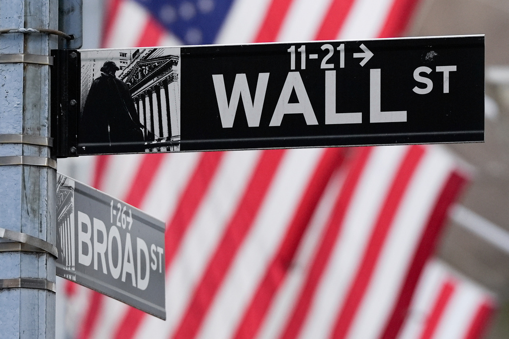 Nya rekord på Wall Street inför tunga rapporter