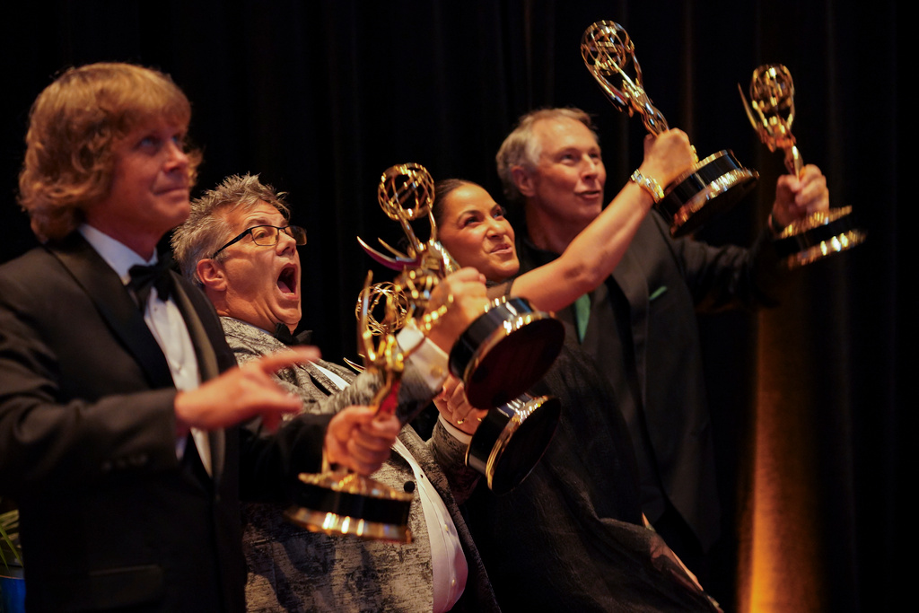 Julie Andrews och Pingvinen fick Emmy-priser
