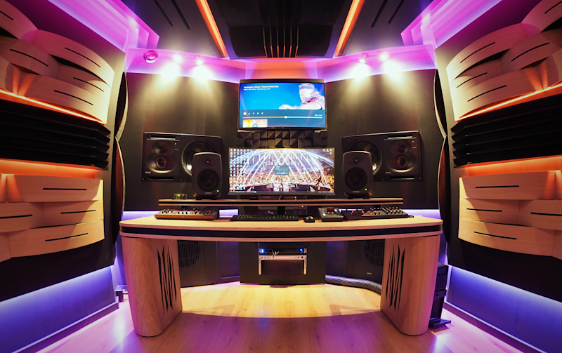 Genelec helps Sound Rush create ‘the best studio in the Hardstyle scene ...