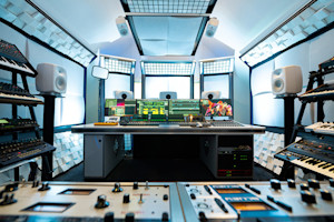 Immersive Talk with Spatial Moon Studios