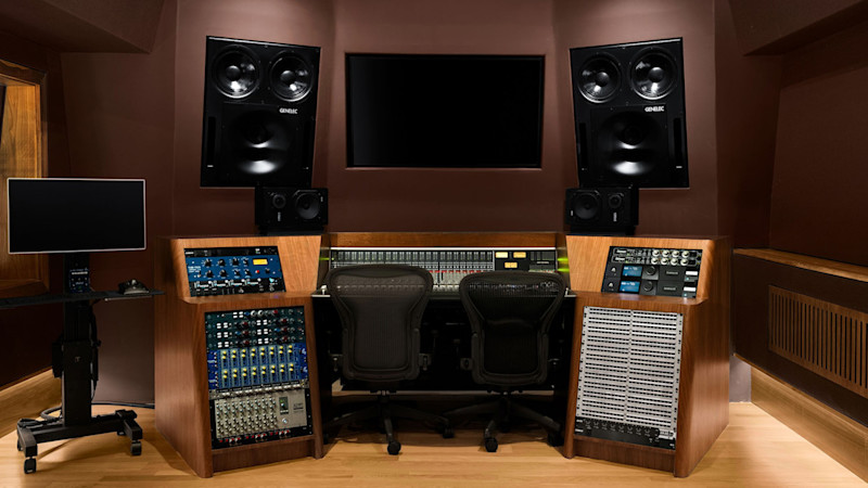 Electric Feel Entertainment expands with new Nashville recording studio ...
