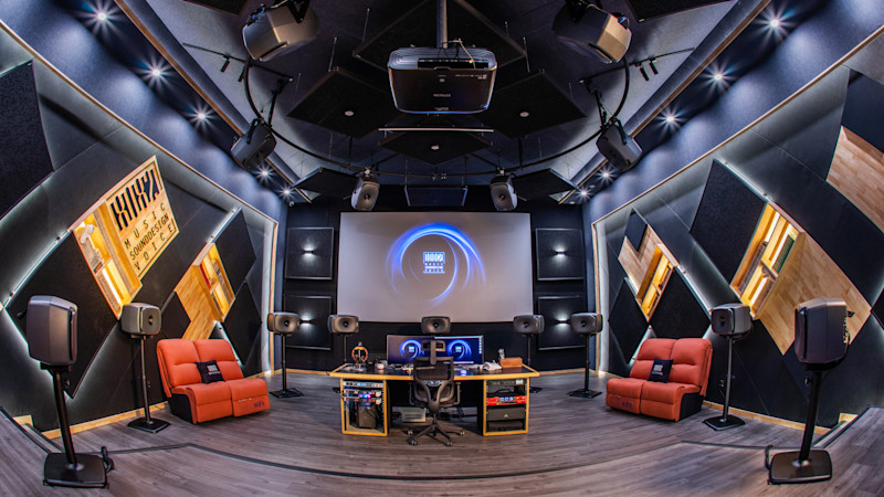 Immersive Talk with 8082 Audio Studio - Genelec.com