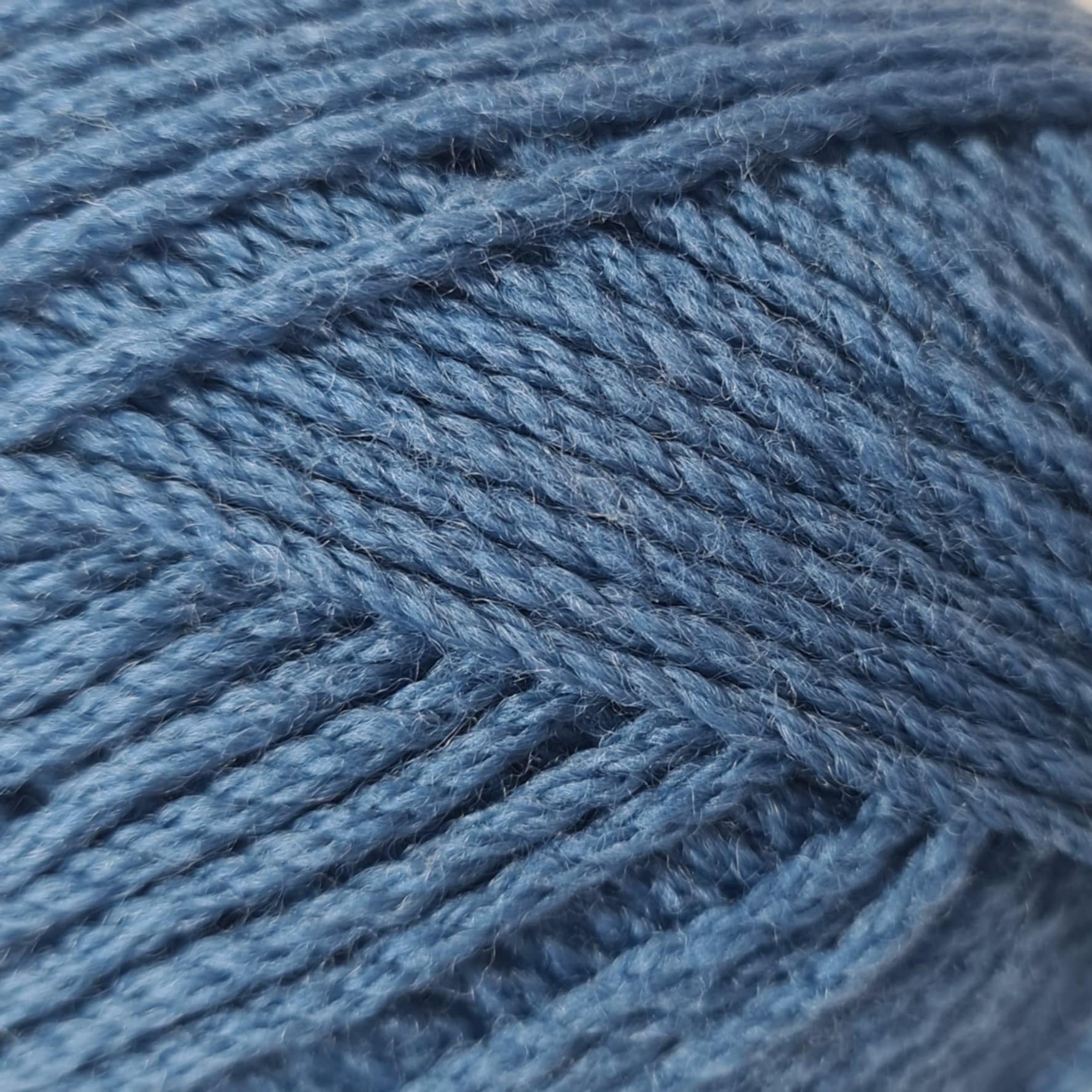 Totem - 4401 - Scuba Blue - Patons | Craftee Cottage