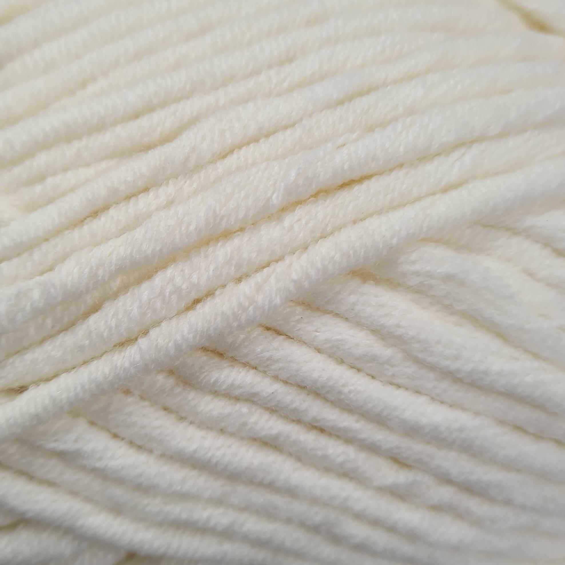 Soft cotton chunky - 13 - cream - Panda | Craftee Cottage