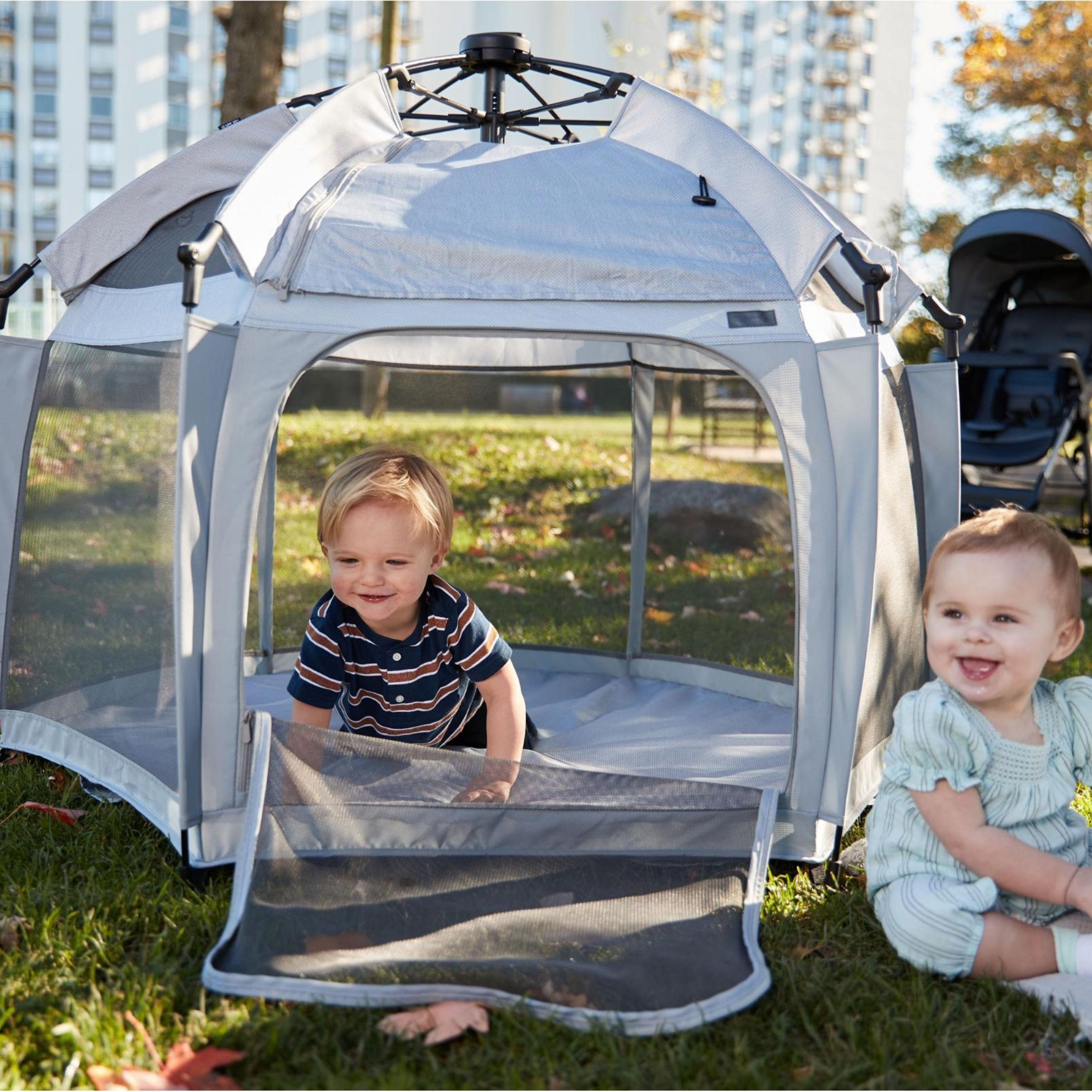 Safety 1st Instapop Dome Play Yard - High Street | Babylist Shop