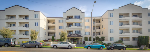 Hill Crest Apartments