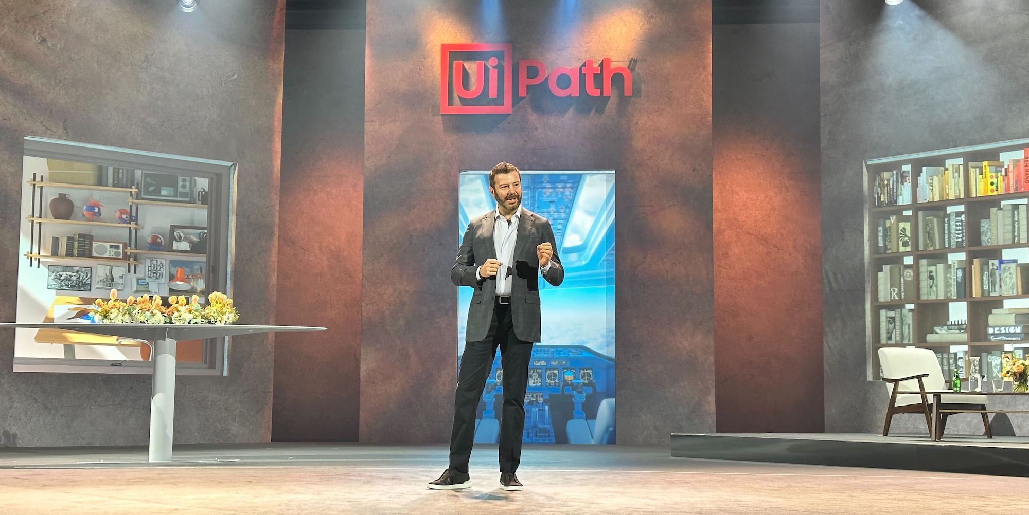Highlights from Daniel Dines’ FORWARD VI keynote | UiPath