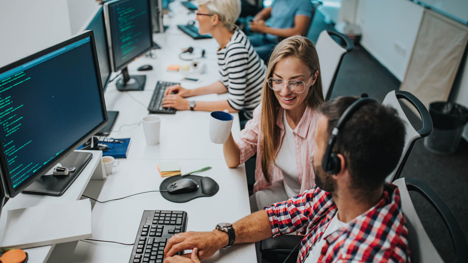 RPA Robots Do Heavy Lifting - Robots & Automation | UiPath